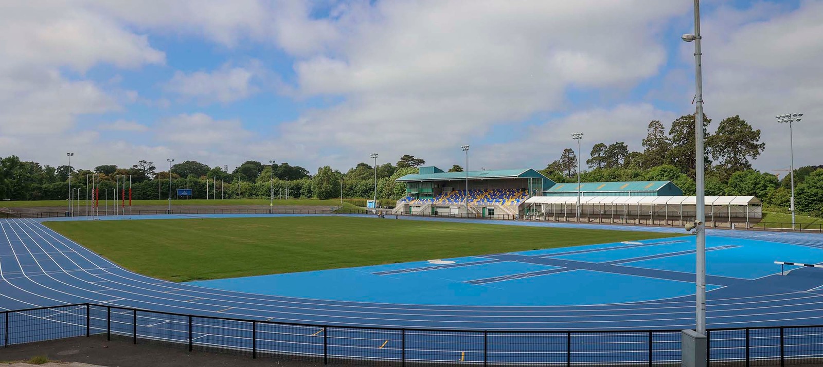 MORTON STADIUM: La piste Mondo attire l'attention de Dublin ...